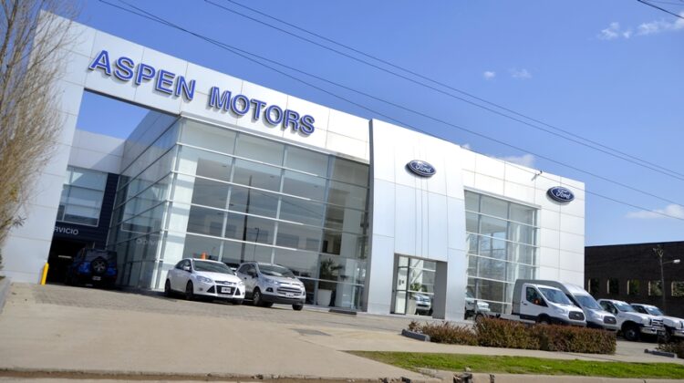 F-4000 y Transit, dos modelos diferenciales de Ford Aspen Motors