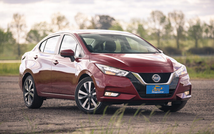 Nuevo Nissan Sentra: cómo convive con Versa y sus rivales