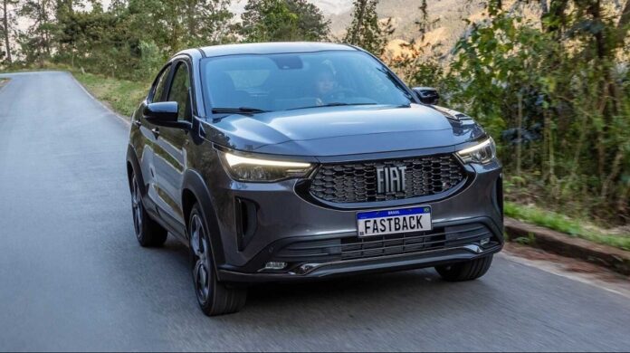 Fiat Fastback: versiones, equipamiento y motores del SUV