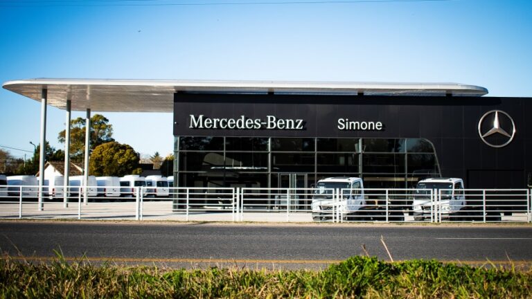 Simone Mercedes-Benz renovó y mudó su concesionario de Mar del Plata